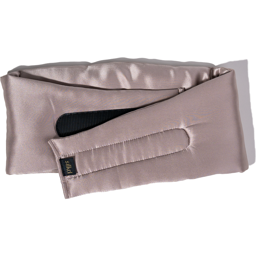 Masca de dormit blackout matase roz pudra - Silkd - Silkd.ro